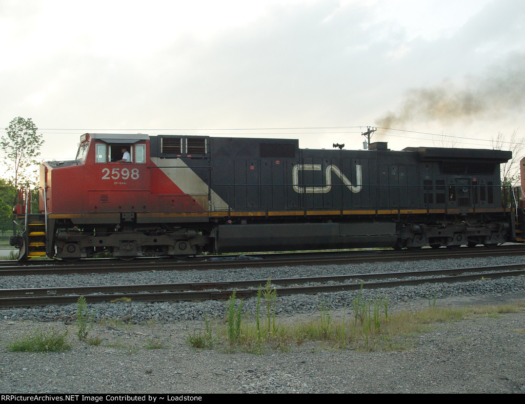 CN 2598